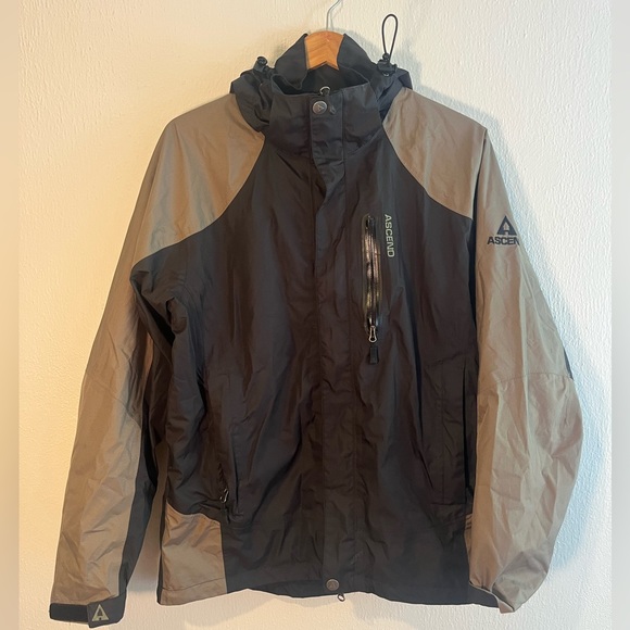 Ascend | Jackets & Coats | Ascend Rain Shell | Poshmark
